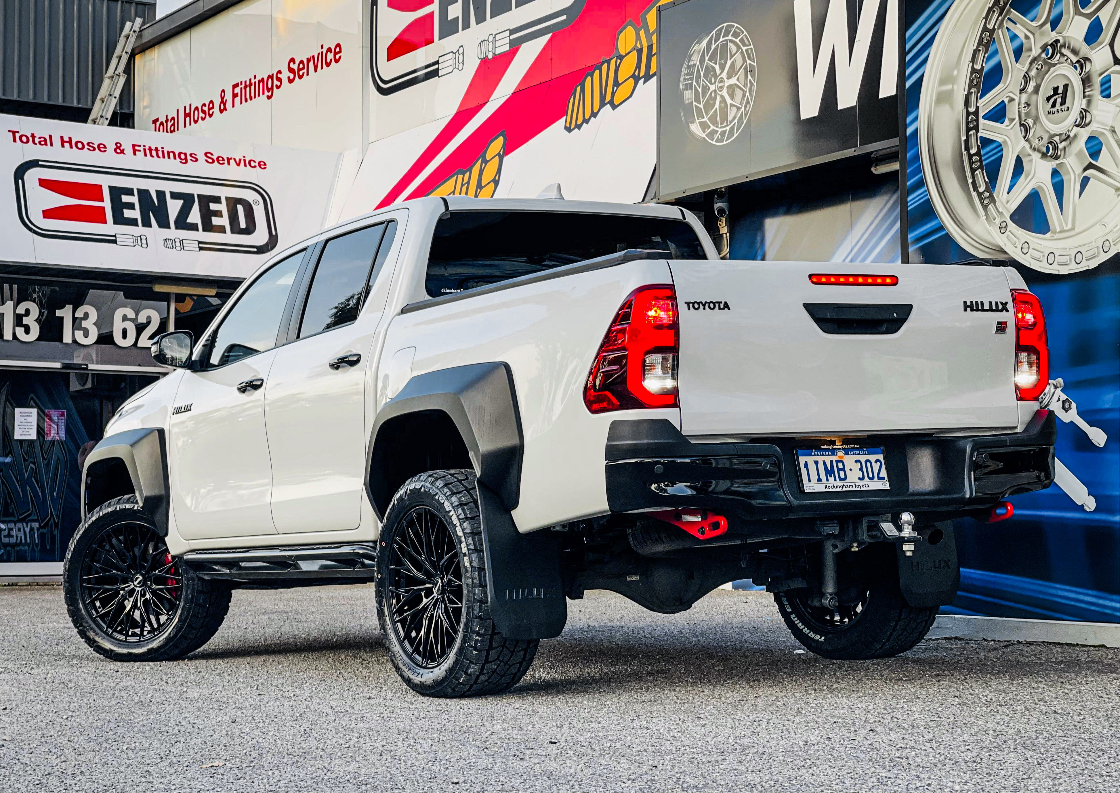 toyota hilux hussla wolverine full gloss black wheel #20627
