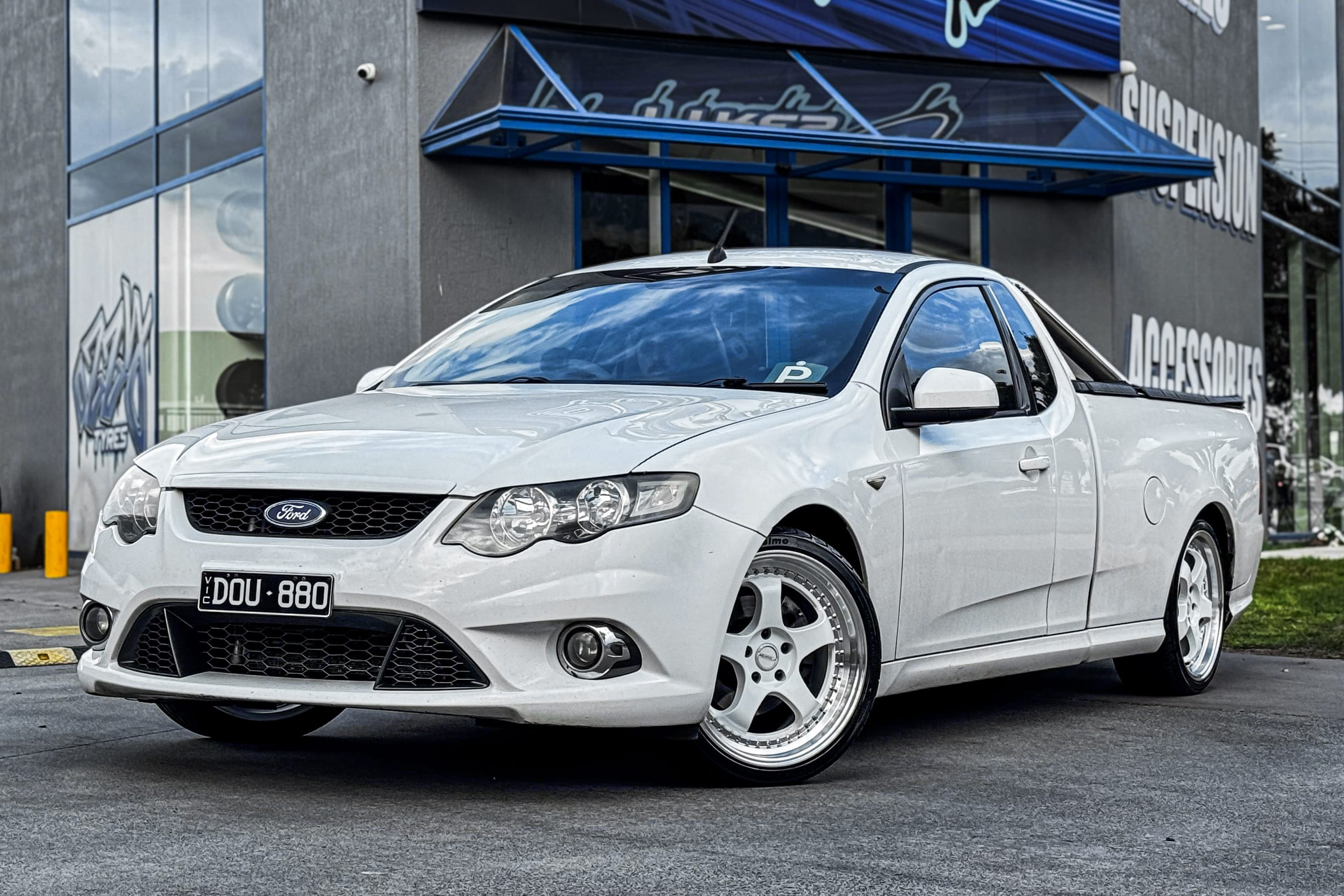 ford falcon ute hussla zen gloss white centre polished lip wheel #20723