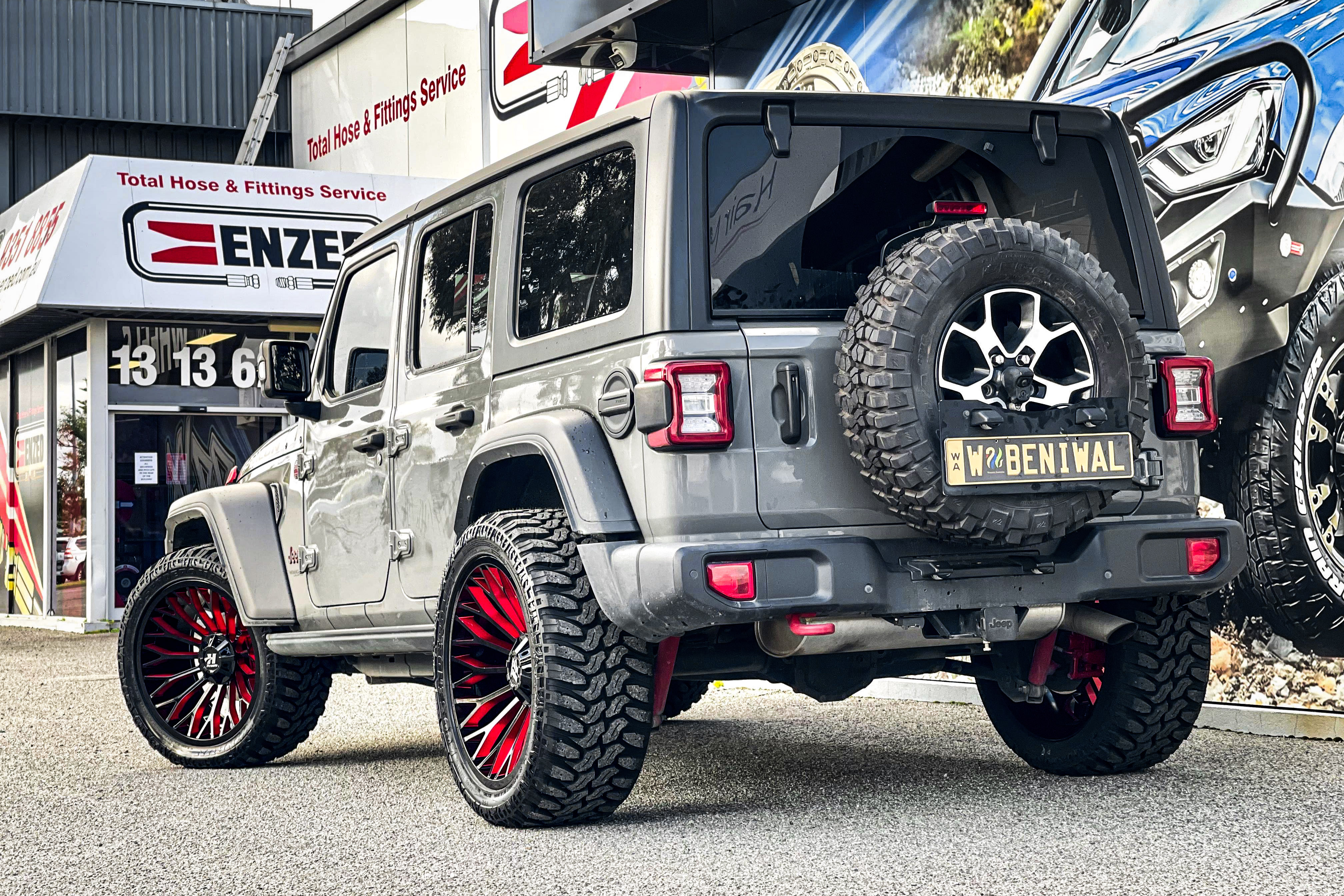 jeep wrangler hussla hybrid gloss black 313 blood red wheel #20767