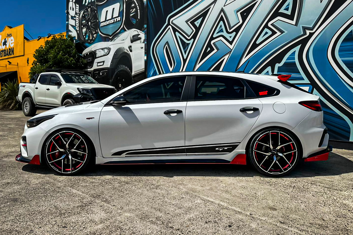 kia cerato hussla viper machine face candy red inner strip wheel #20997
