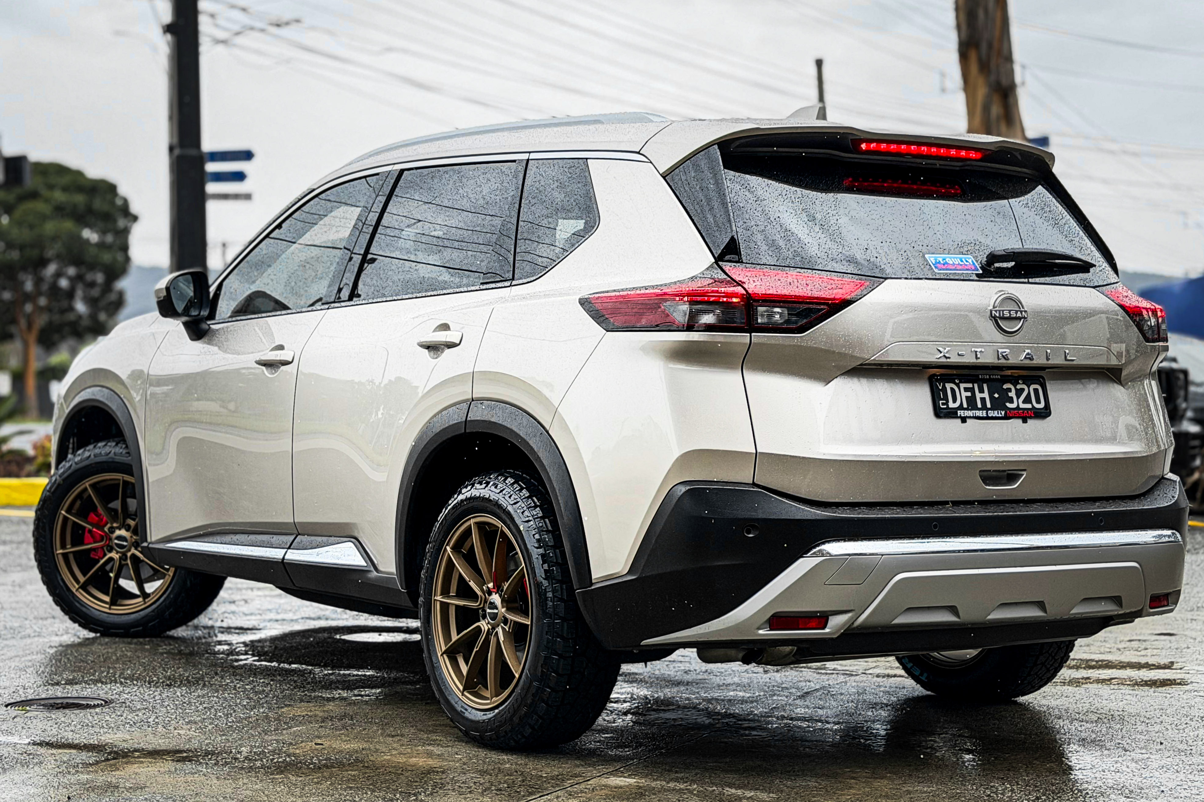 nissan x-trail hussla zenki matte bronze candy red accent wheel #21397