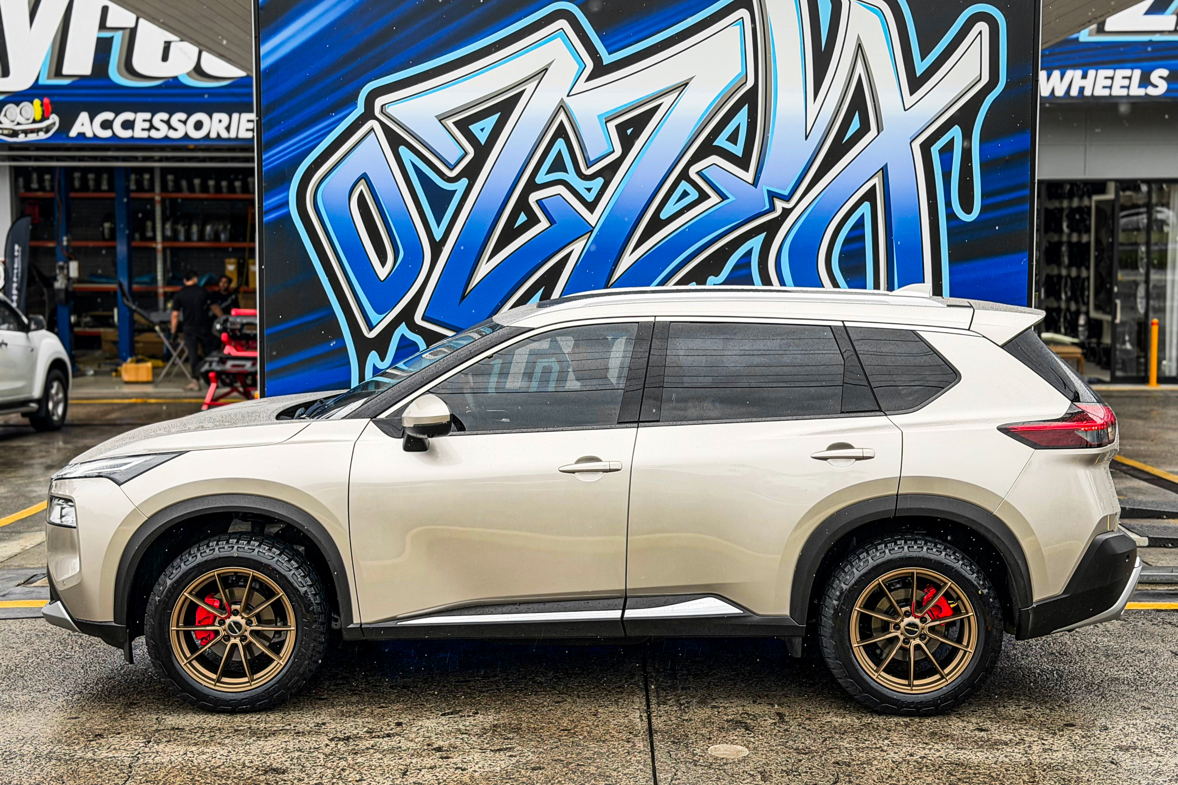 nissan x-trail hussla zenki matte bronze candy red accent wheel #21397