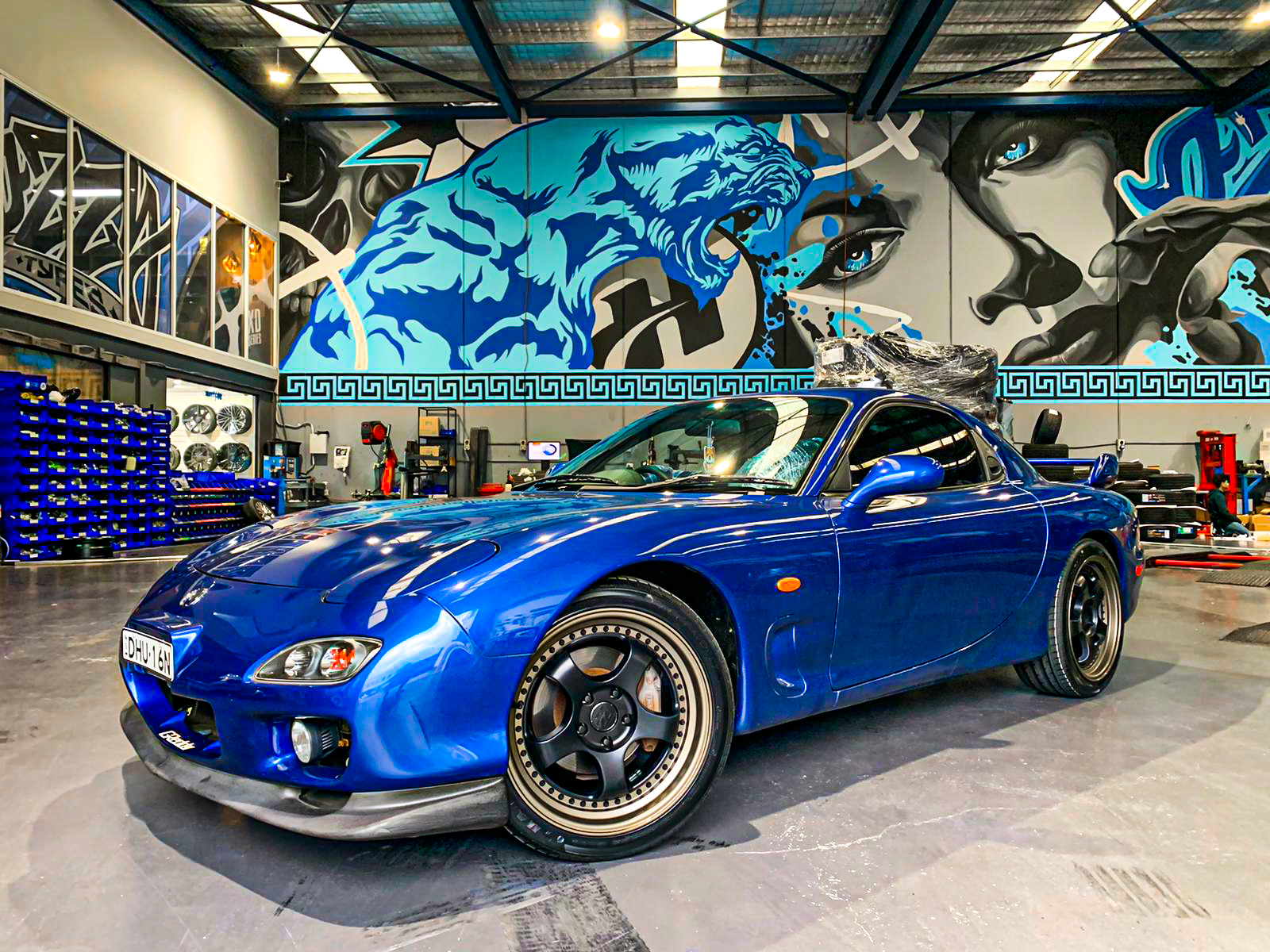 Mazda rx-7 hussla zen matte black gloss black rivets bronze lip #2150