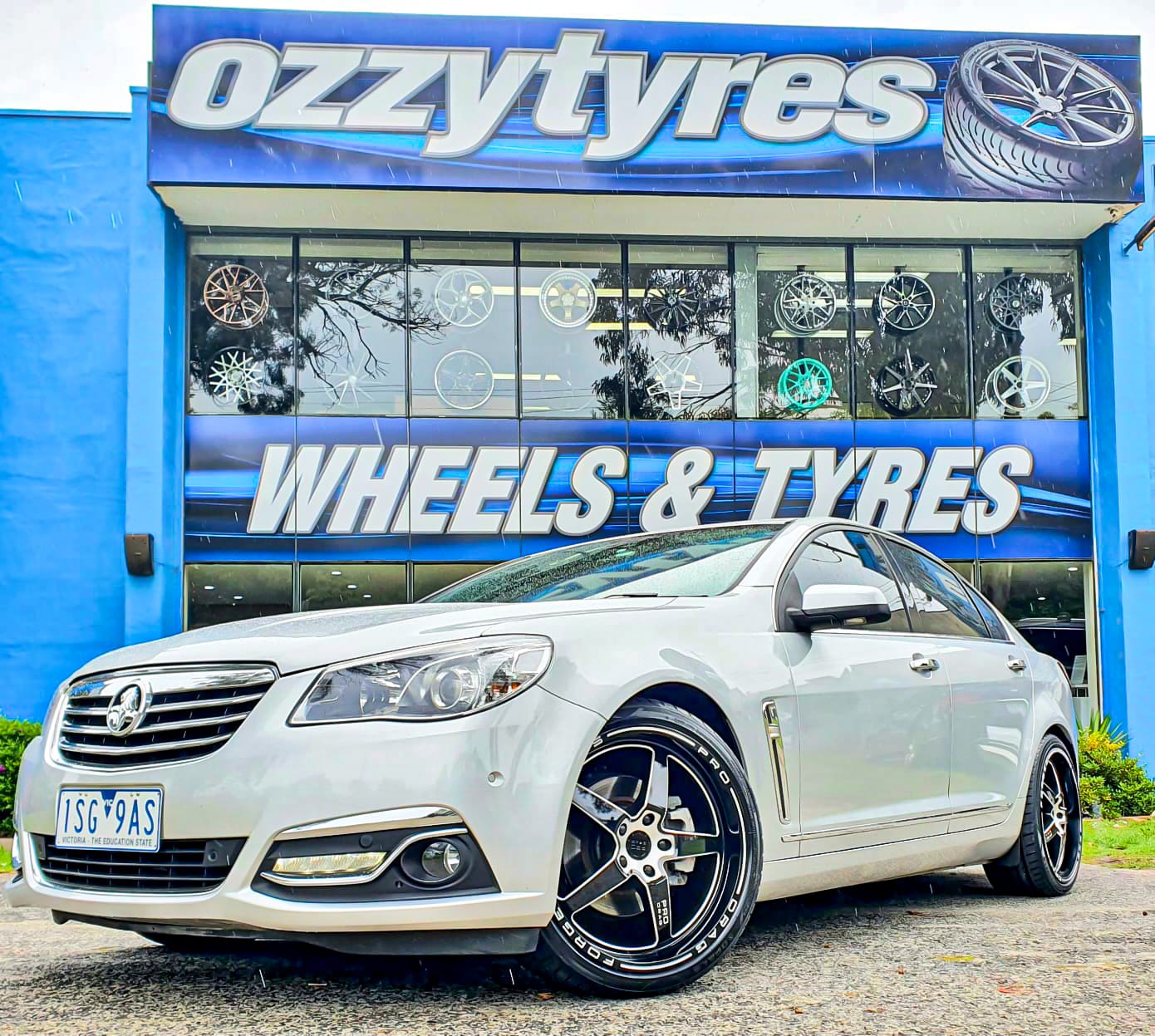 HOLDEN COMMODORE PRO DRAG PD1 BLACK LIP #2685