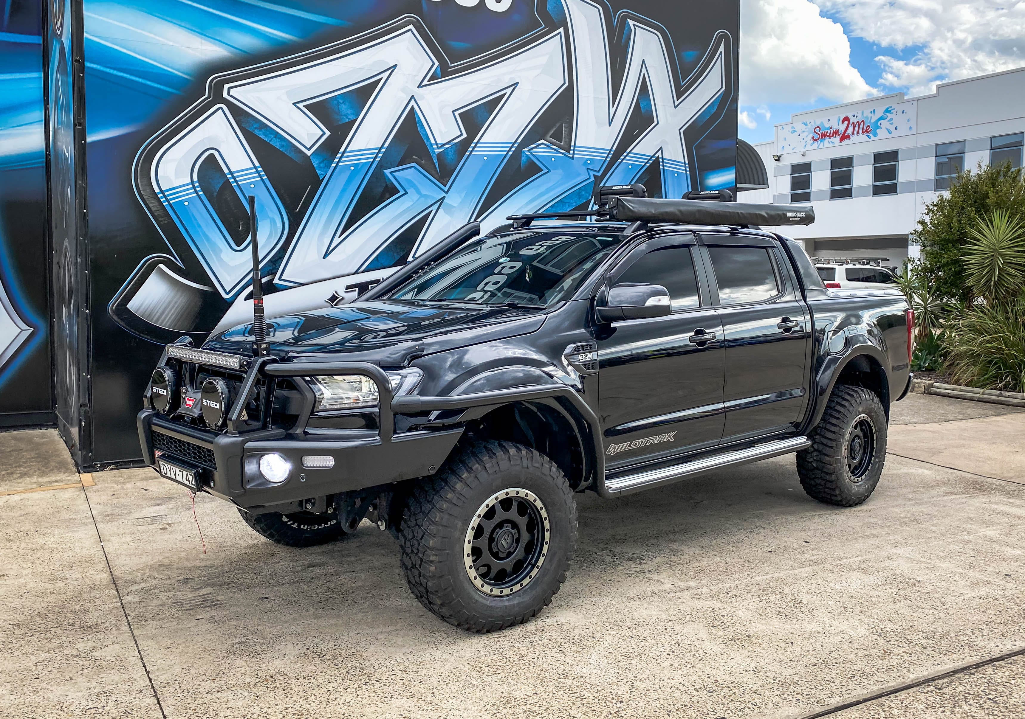 FORD RANGER HUSSLA RAPTOR MATTE BLACK DARK TINT LIP BLACK BOLTS #2823