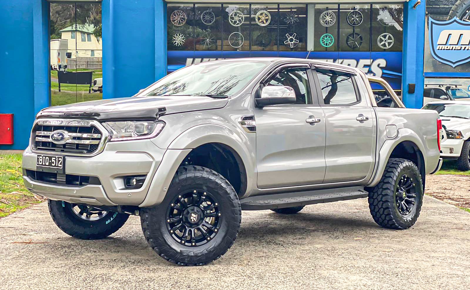 Ford ranger hussla ambush matte black #3337