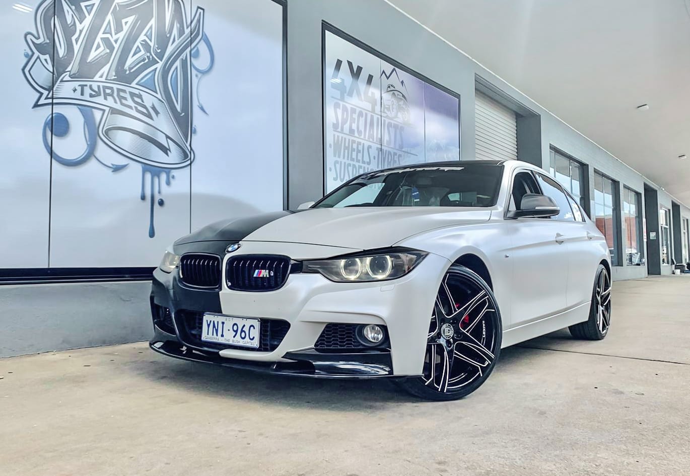 BMW M3 LEXANI BAVARIA GLOSS BLACK MILLED ACCENTS #3374