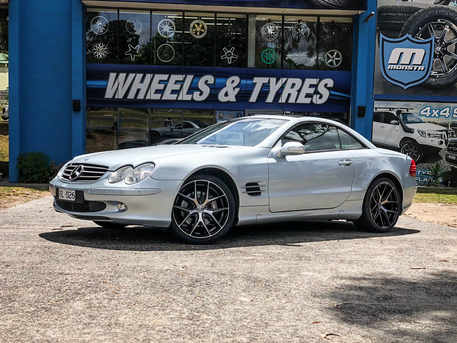 MERCEDES-BENZ SL-CLASS AVANT GARDE M580 DARK TINT #3548