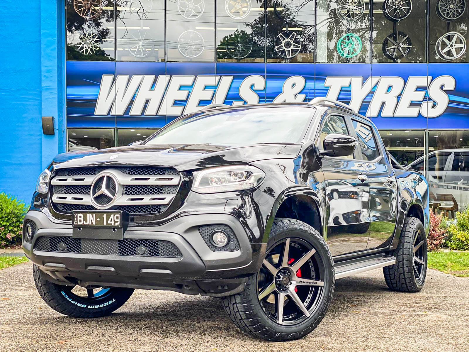 Mercedes-benz x-class hussla dynasty super dark tint #4547