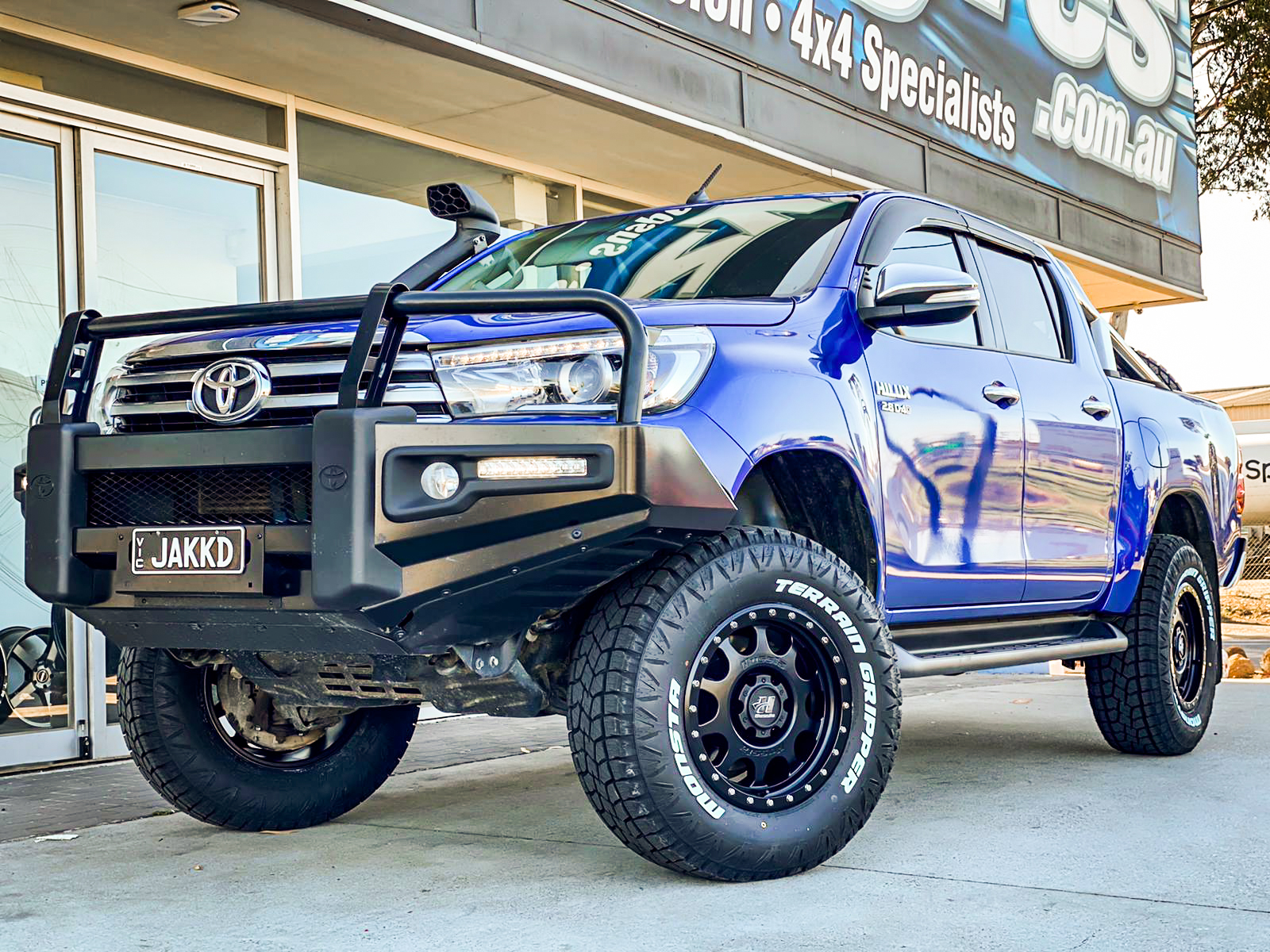 Toyota hilux hussla raptor matte black #4804