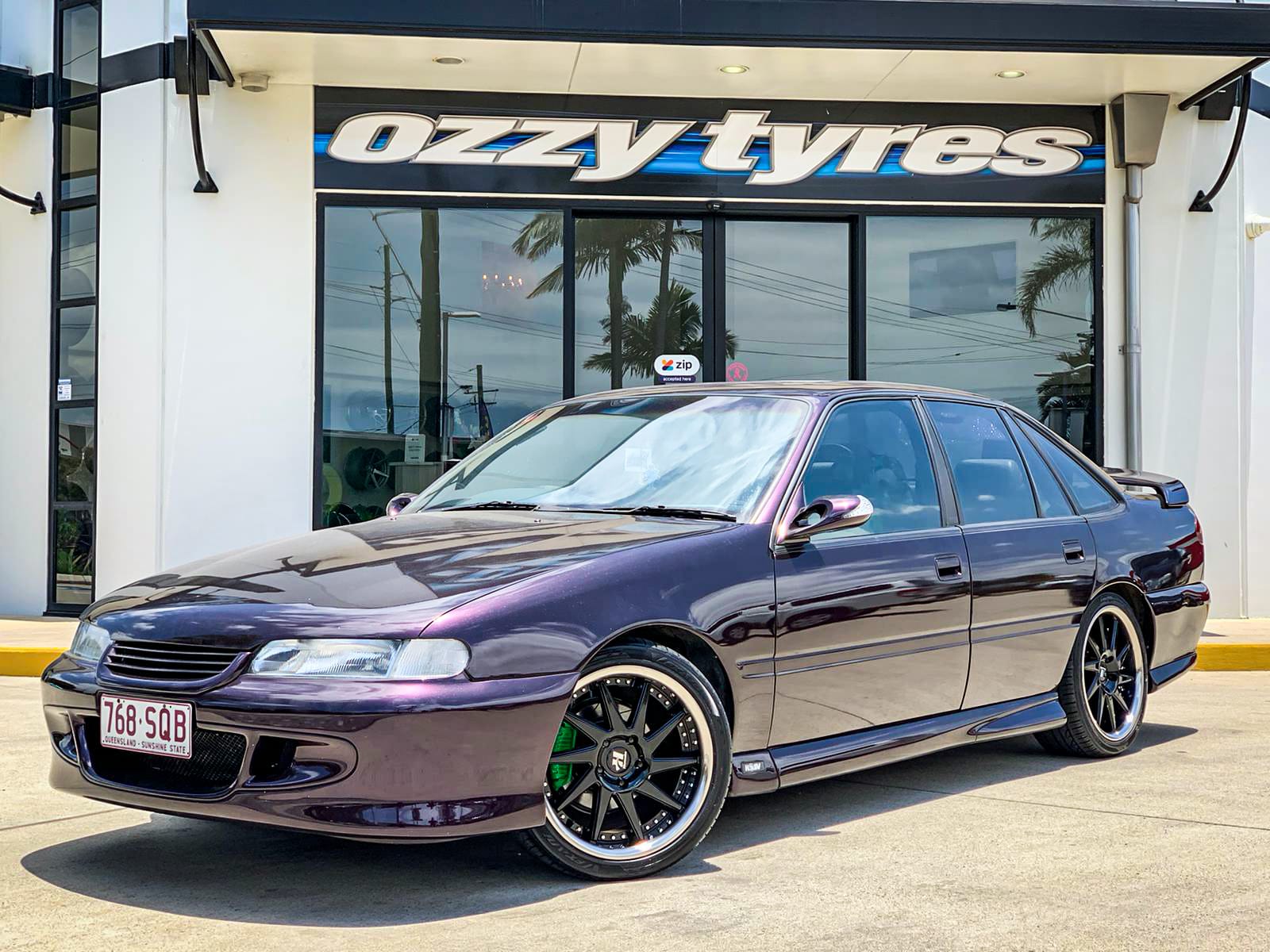 HOLDEN HSV SENATOR HUSSLA MAZ GLOSS BLACK CHROME LIP #4875