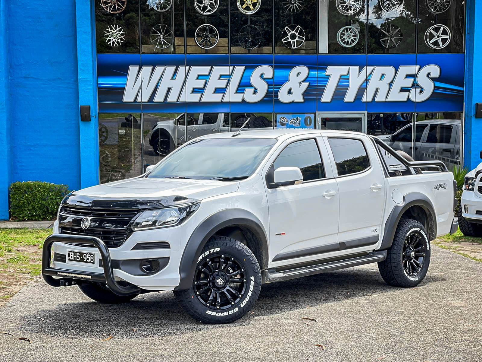 HOLDEN COLORADO HUSSLA AMBUSH MATTE BLACK Wheel #6110