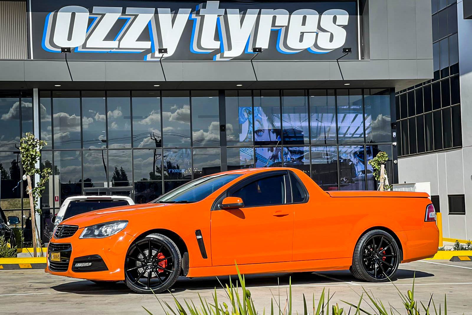 holden ute hussla moz matte black wheel #6264