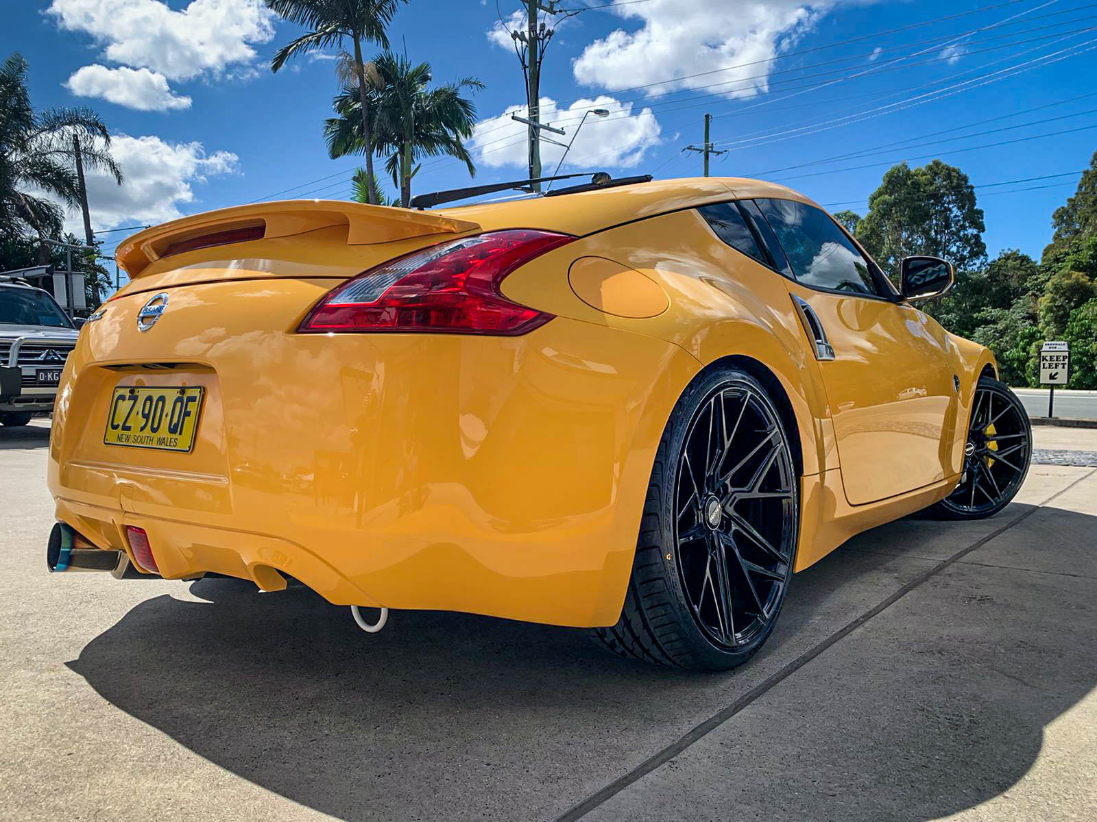 Nissan 370z Wheels at Ozzy Tyres