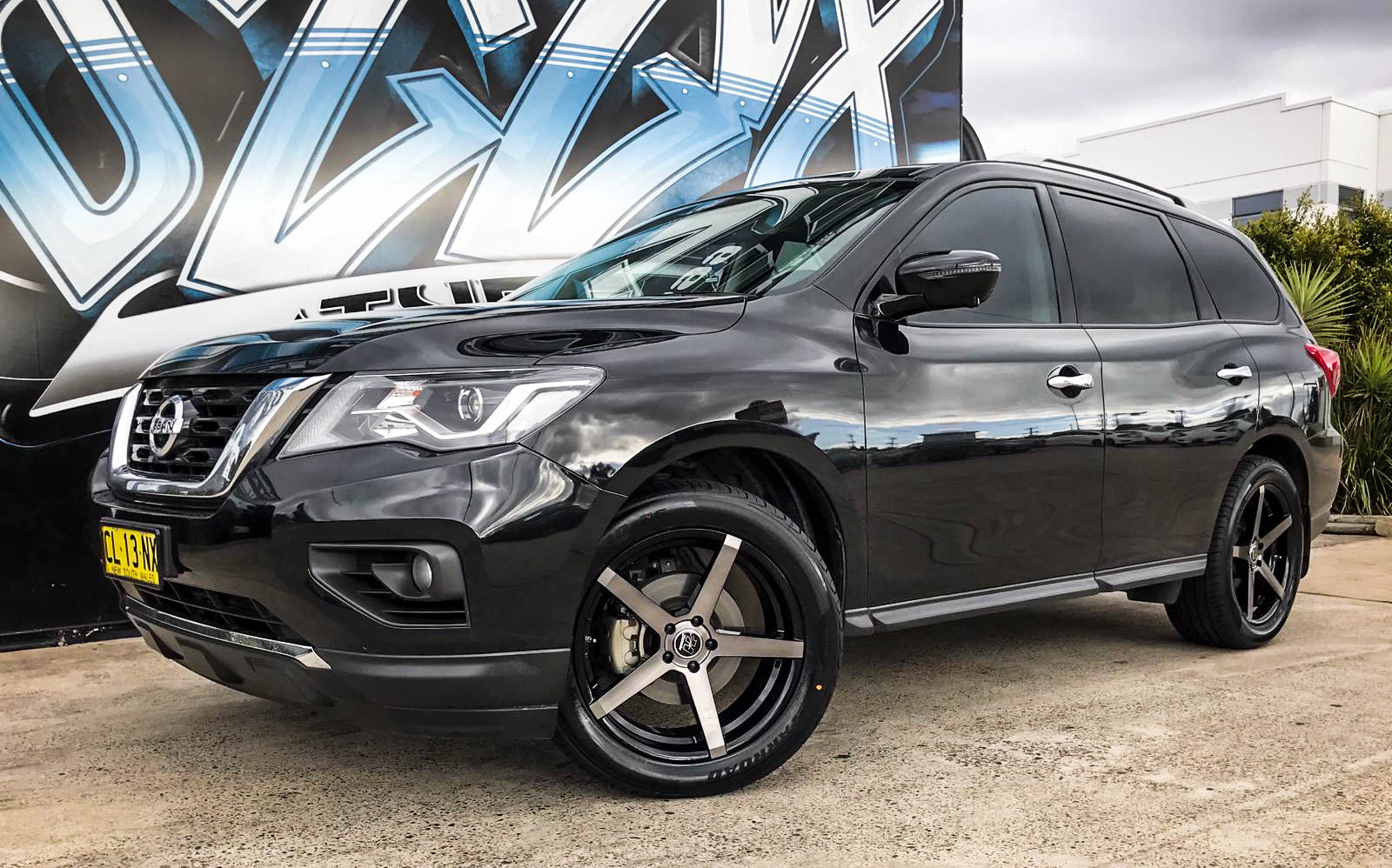 Nissan pathfinder hussla zane dark tint #811