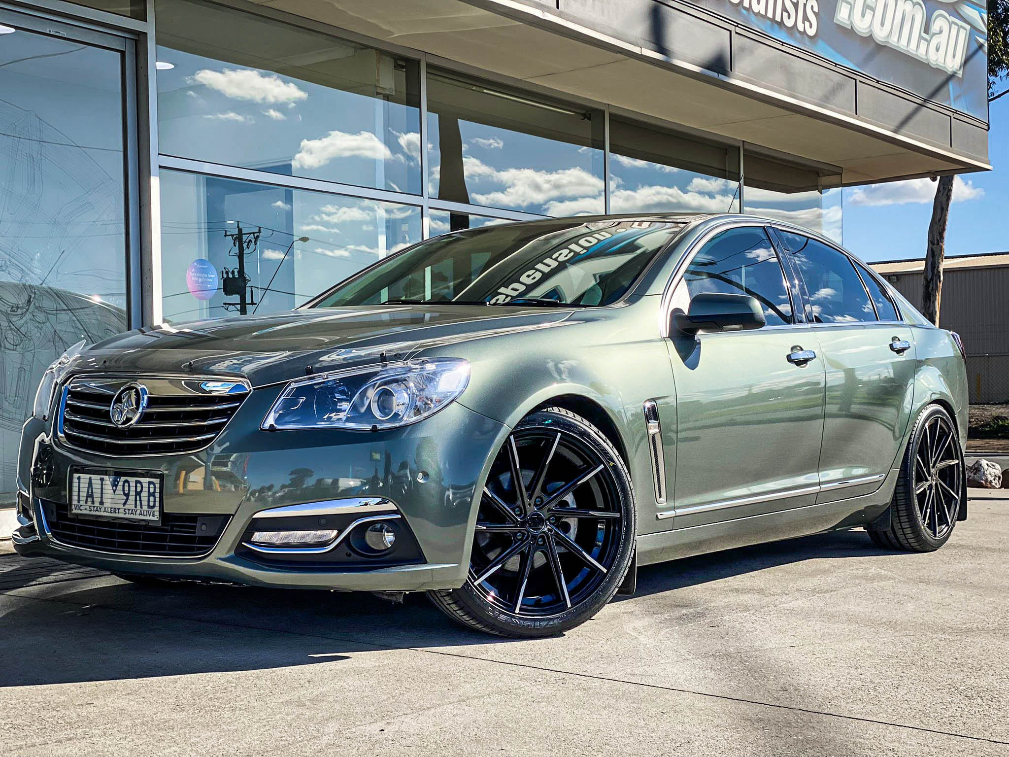 HOLDEN CALAIS HUSSLA ALZ GLOSS BLACK MACHINED TIPS Wheel #8872