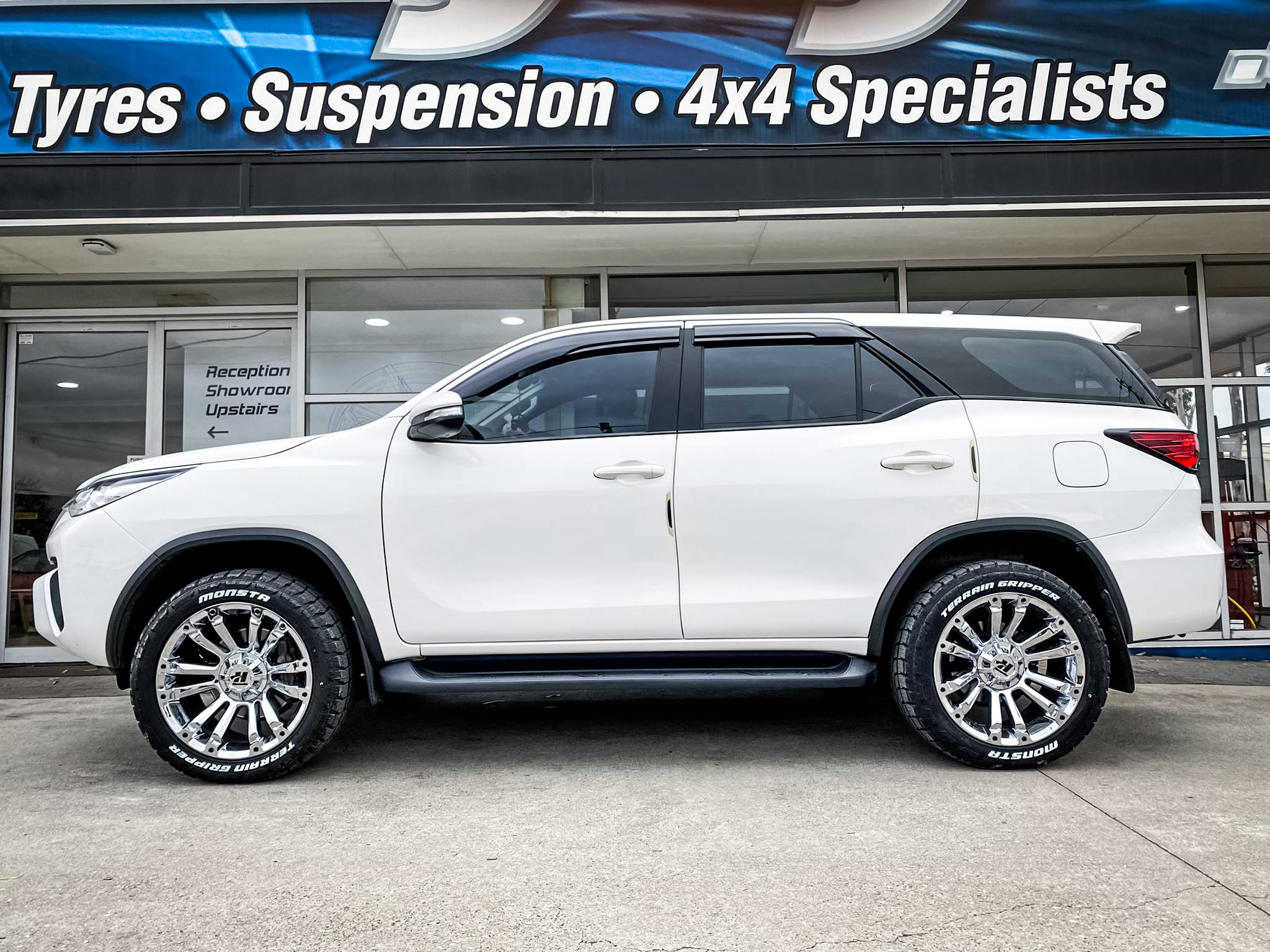 Toyota Fortuner 20 Inch Rims